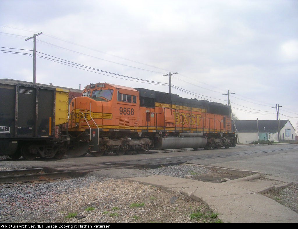 BNSF 9858